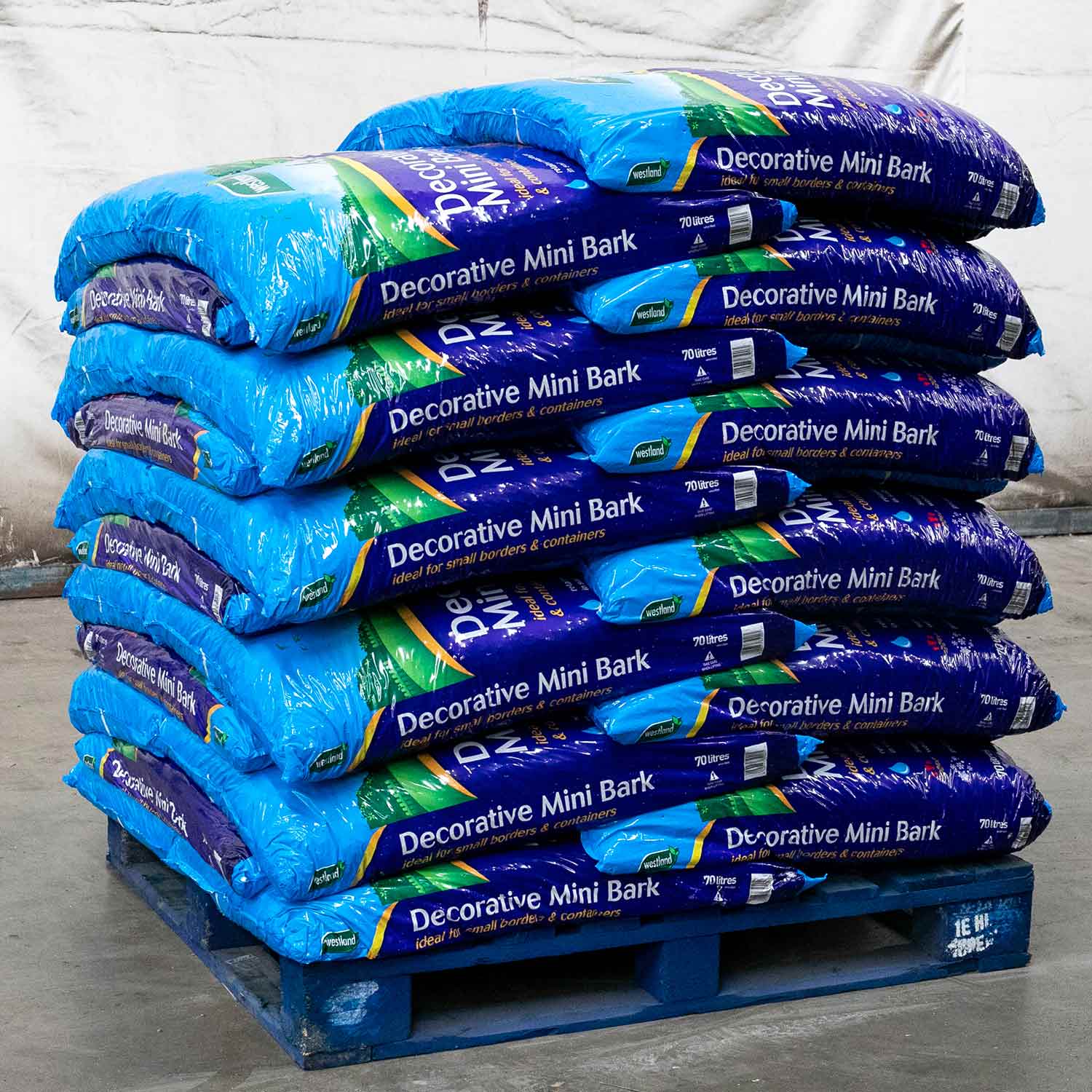 Buy Decorative Mini Bark Full Pallet Online | marshalls garden ...