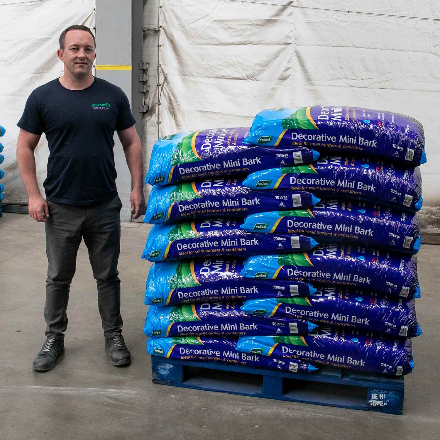 Westland 70L Decorartive Mini Bark | Decorartive Mini Bark for Sale ...