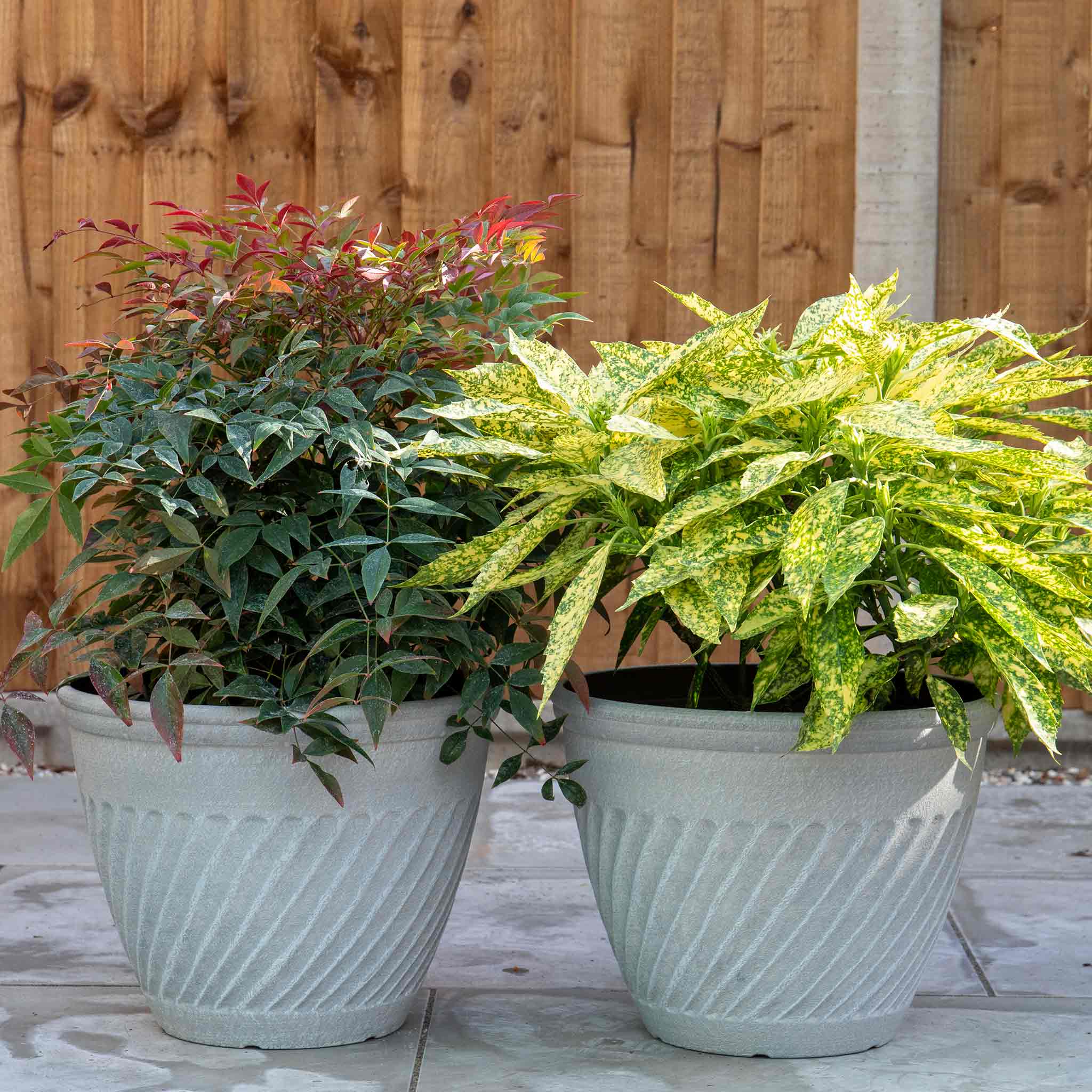 Bali Planter in Antique Beige 14in | Marshalls Garden