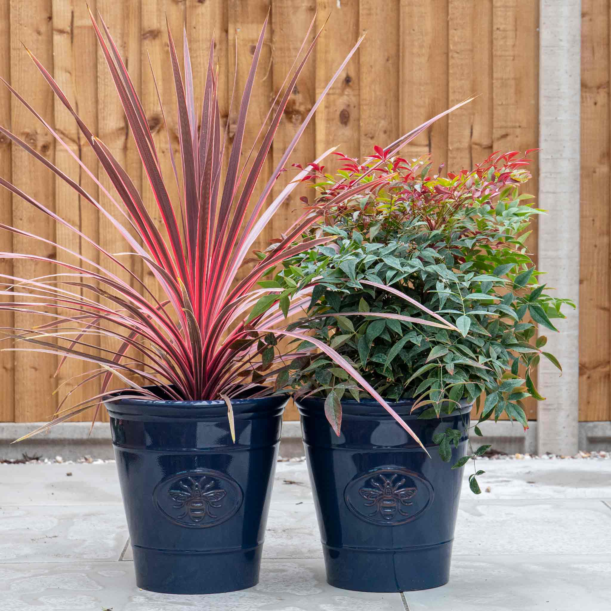 Bee Planter in Dark Blue 30cm | Marshalls Garden