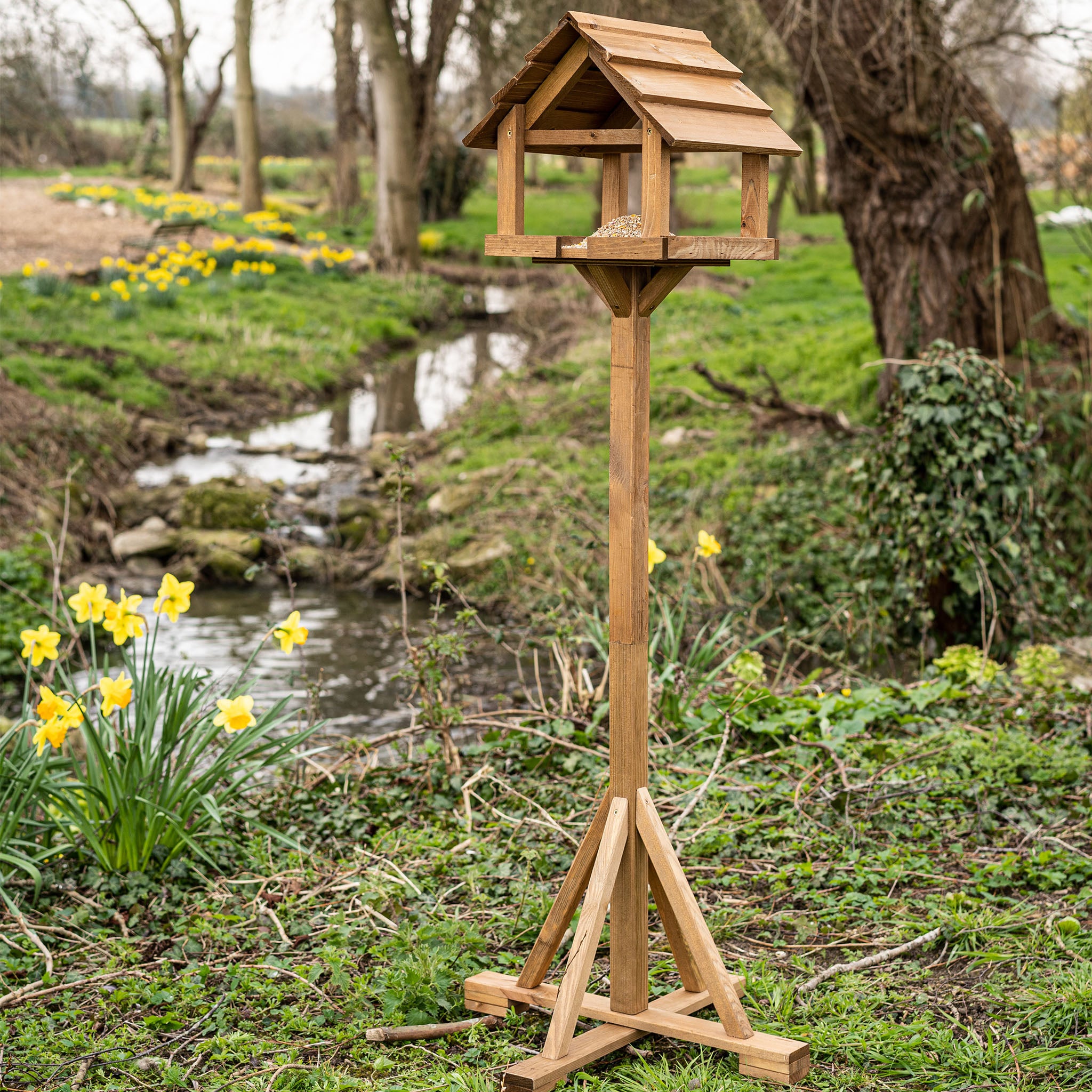 Gardman Belton Bird Table | Marshalls Garden