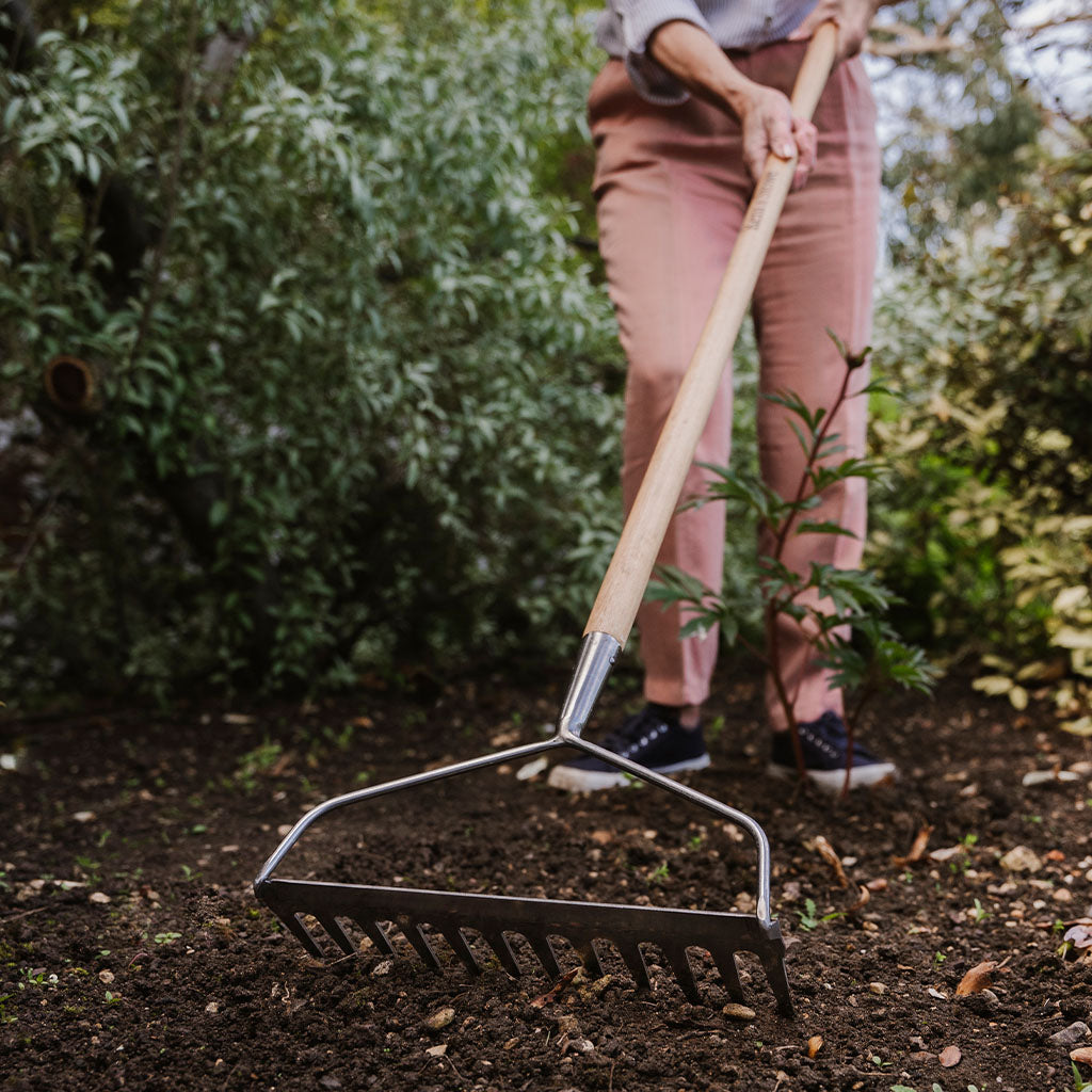 Kent & Stowe Garden Life Soil Rake | Marshalls Garden